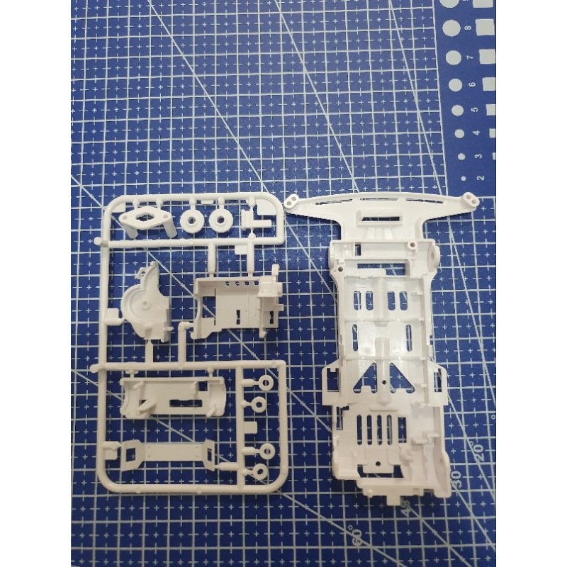 Jual chassis super 1 putih tamiya original | Shopee Indonesia