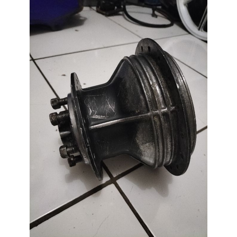 Jual tromol belakang Yamaha dt 100 original copotan | Shopee Indonesia