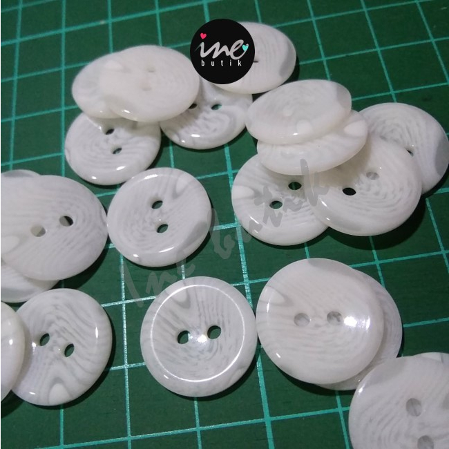 Jual Kancing Belang Putih | Kancing Rut Putih isi 144pcs ukuran 24L dan ...