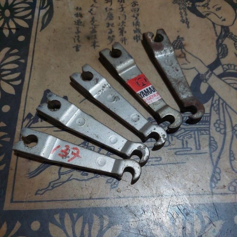 Jual Paha Rem Sendok Rem Yamaha V75 V80 Asli Japan | Shopee Indonesia