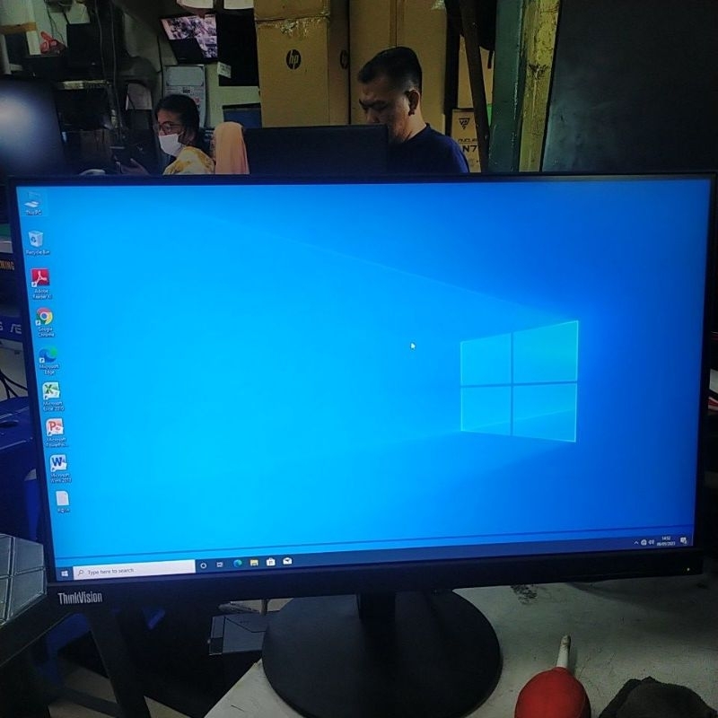 Jual MONITOR 22 INCHI MEREK LENOVO FRAMLES MINUS LAYAR | Shopee Indonesia