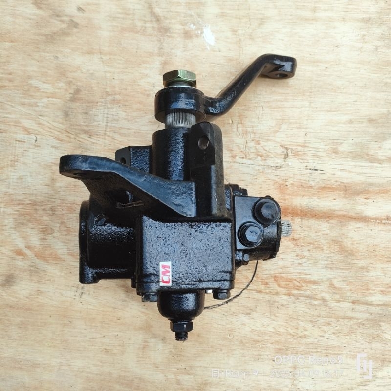 Jual gear box power steering worm steer gear box mitsubishi l300 ...