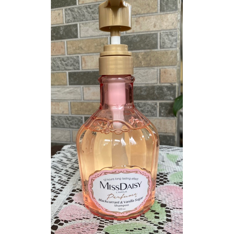 Jual PRELOVED MISS DAISY SHAMPOO ( ISI 99% ) | Shopee Indonesia