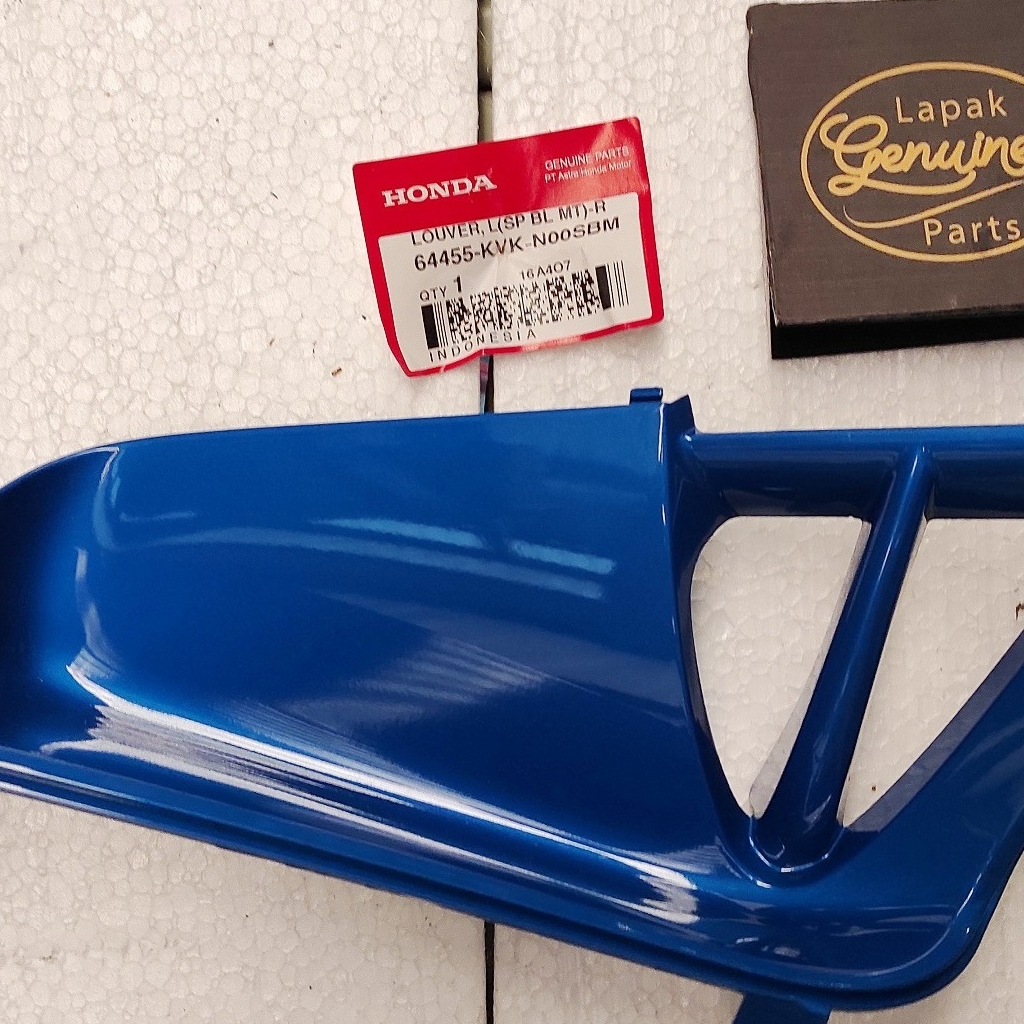 Jual Cover tebeng sirip kiri dalam Louver Biru Supra 125 Injeksi 64455 ...