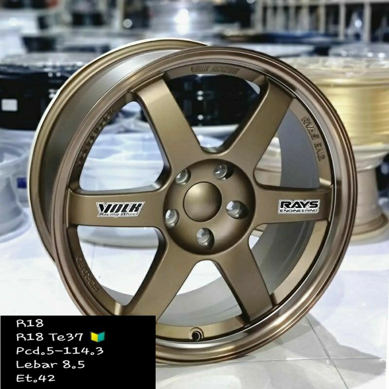 Jual velg racing volk rays te37 ring 18 lebar 8,5 baut 5 et 42 untuk innova terios rush xpander ...