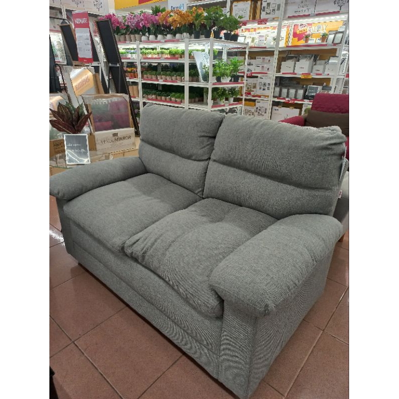Jual OBRAL SOFA SET TAMU 2 & 3 SEATER BERBAHAN KAIN BISA CICILAN ...