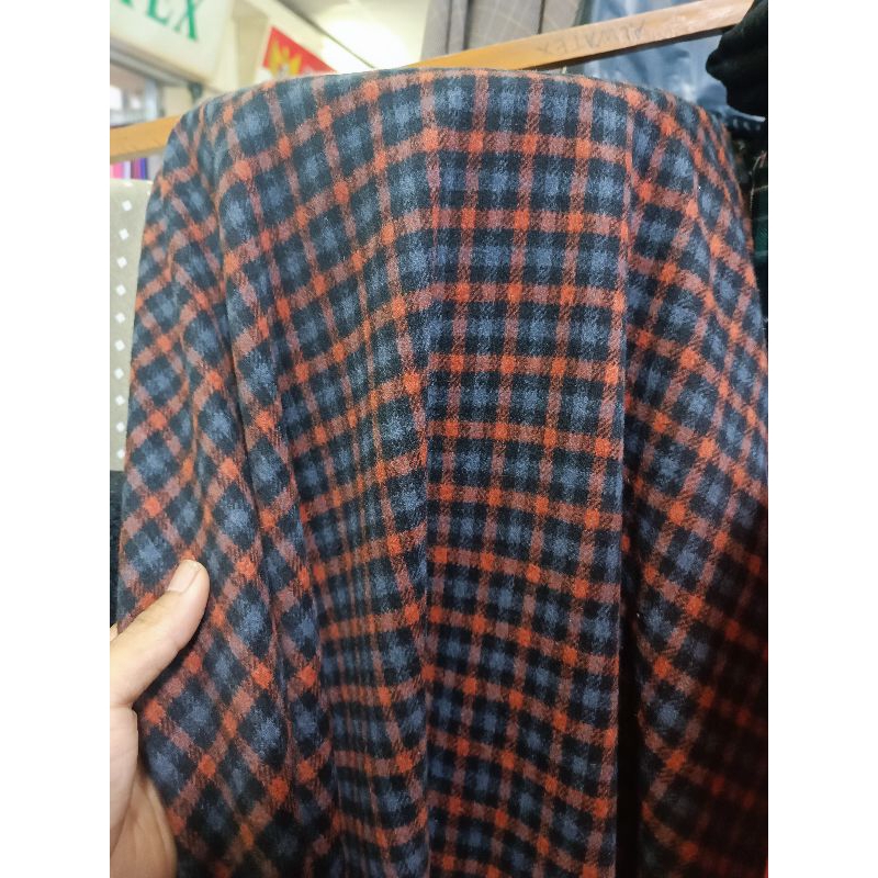 Jual BAHAN KAIN TWEED & WOOL TEBAL ( HARGA UNTUK 0,5 METER. ) | Shopee ...