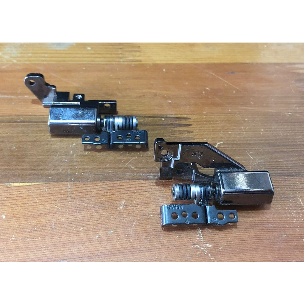 Jual Hinge Engsel Laptop Lenovo Thinkpad E420S | Shopee Indonesia