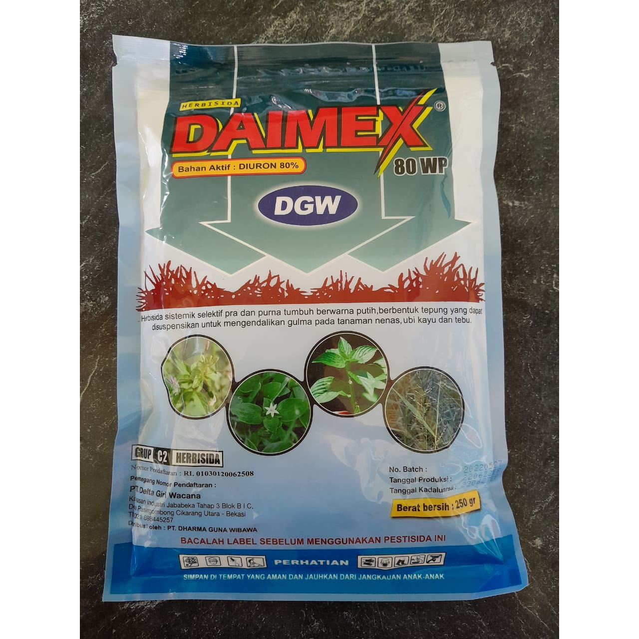Jual [BISA COD] Herbisida DAIMEX 80 WP Bahan Aktif Diuron 80% Berat ...