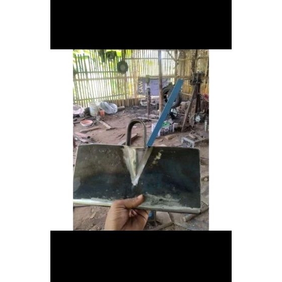 Jual cangkul baja lebar/cangkul buaya | Shopee Indonesia