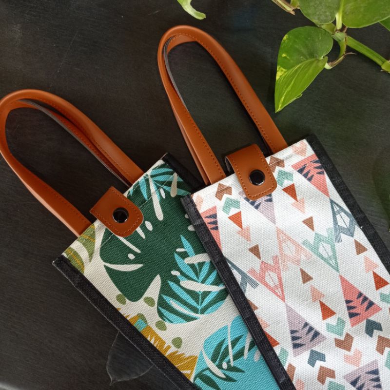Jual Tas Botol Minum 1 Liter / Tas Sovenir / Tas Gemes (Letak Motif ...