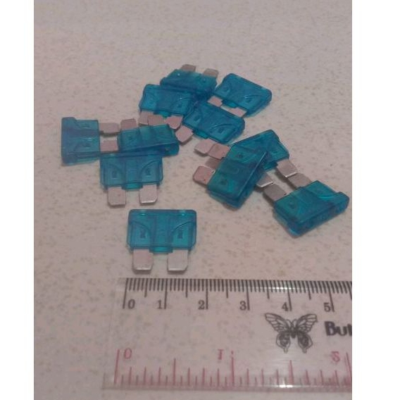 Jual Sekring / Sikring / Fuse Blade Tancap Besar 15A | Shopee Indonesia