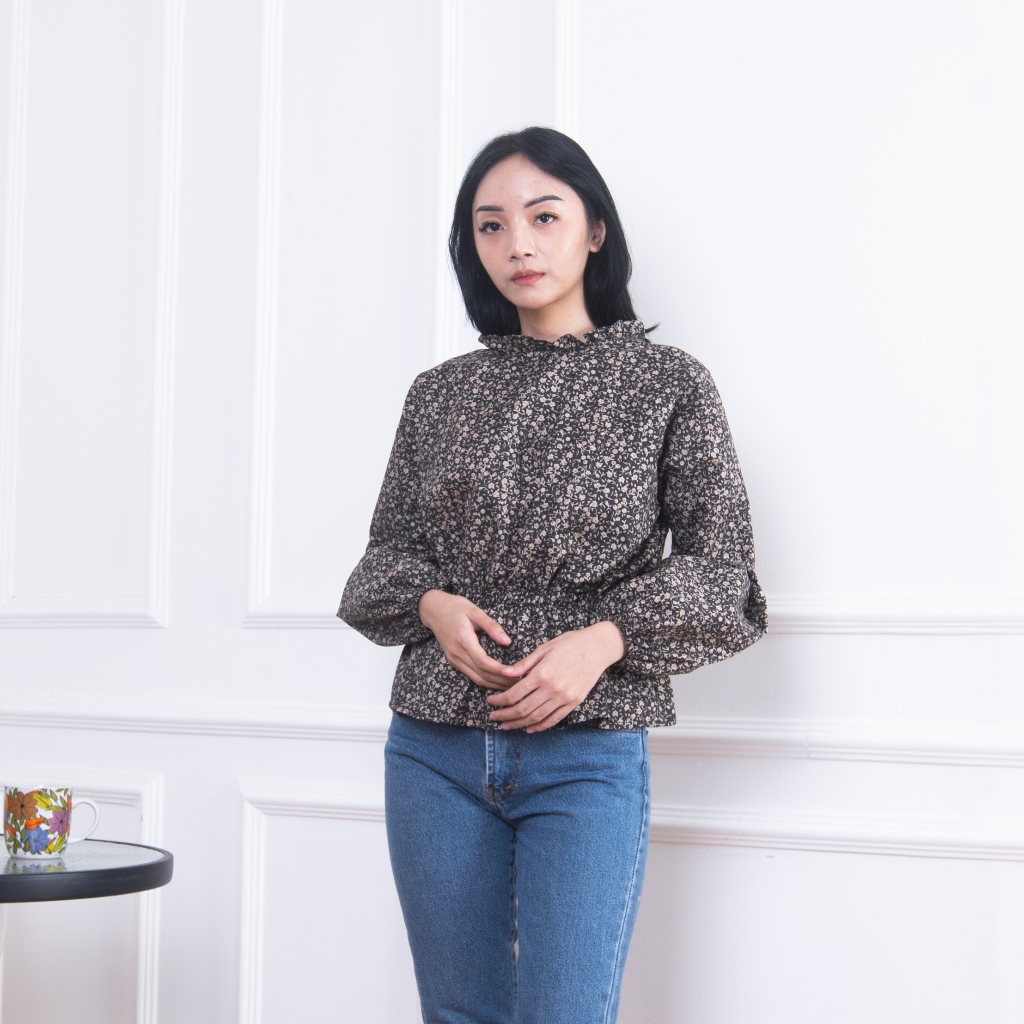 Jual BYTHA FLORAL BLOUSE / ATASAN WANITA MOTIF BUNGA PINGGANG KERUT KOREAN STYLE | Shopee Indonesia