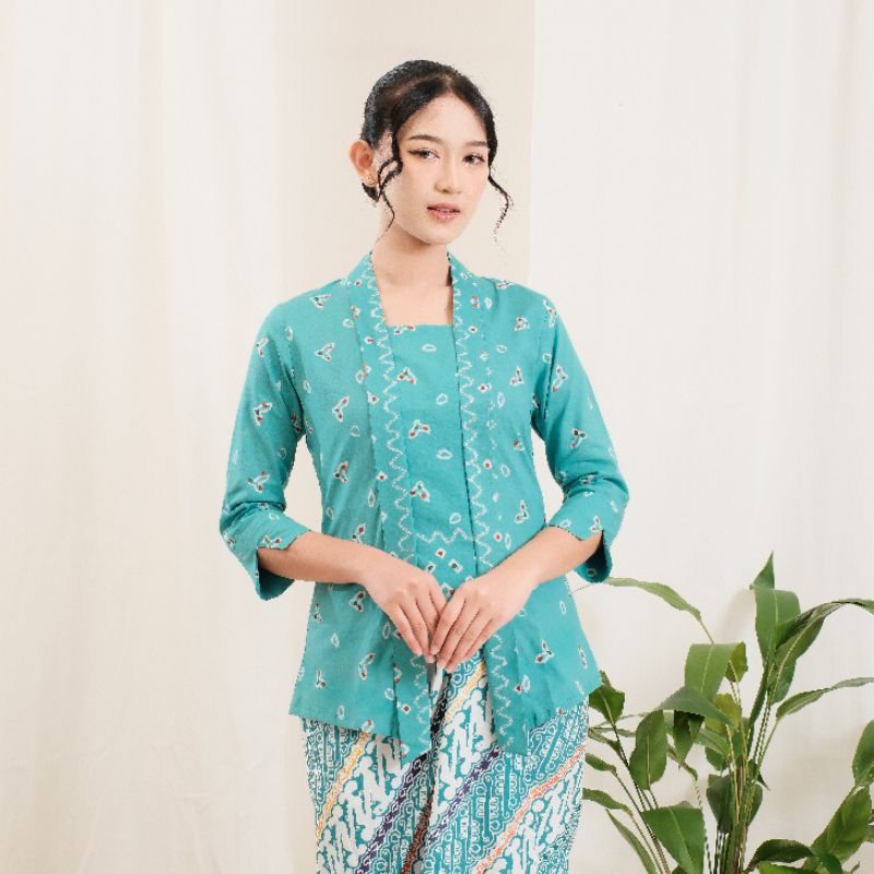 Jual Kebaya Kutu Baru Modern Batik Cap Jumputan By Khalisa Batik- Kinasih Tosca | Shopee Indonesia