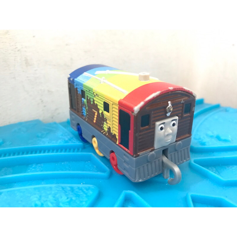 Jual diecast thomas and friends toby rainbow | Shopee Indonesia