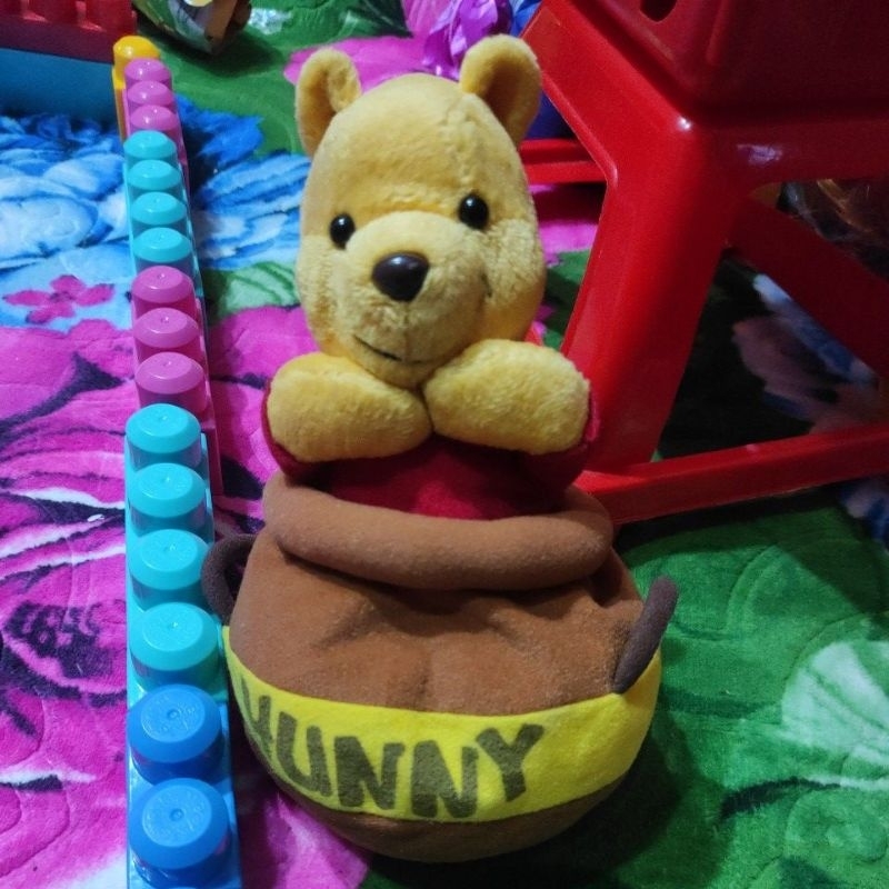 Jual Boneka Pooh dengan Gentong Madu | Shopee Indonesia