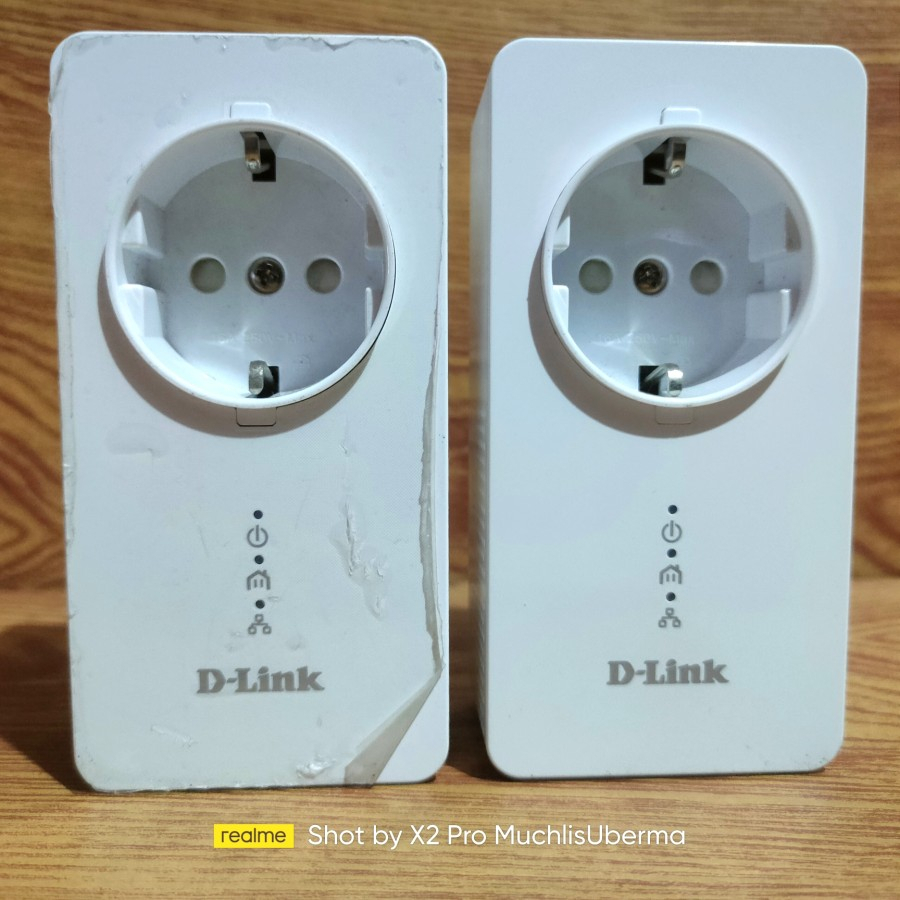 Jual Powerline D-LINK DHP-P610AV AV2 1000 Gigabit Passthrough Adapter | Shopee Indonesia
