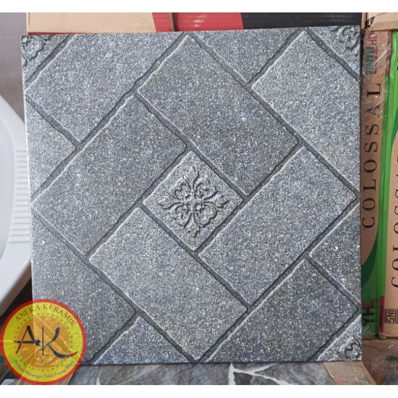 Jual Keramik Lantai Teras Garasi Motif Batu Alam Rustic Matt 50x50 ...