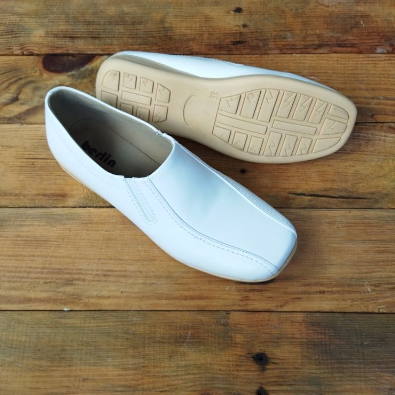 Jual Sepatu perawat(AKPER) /Sepatu flat casual/formal putih wanita (36 ...