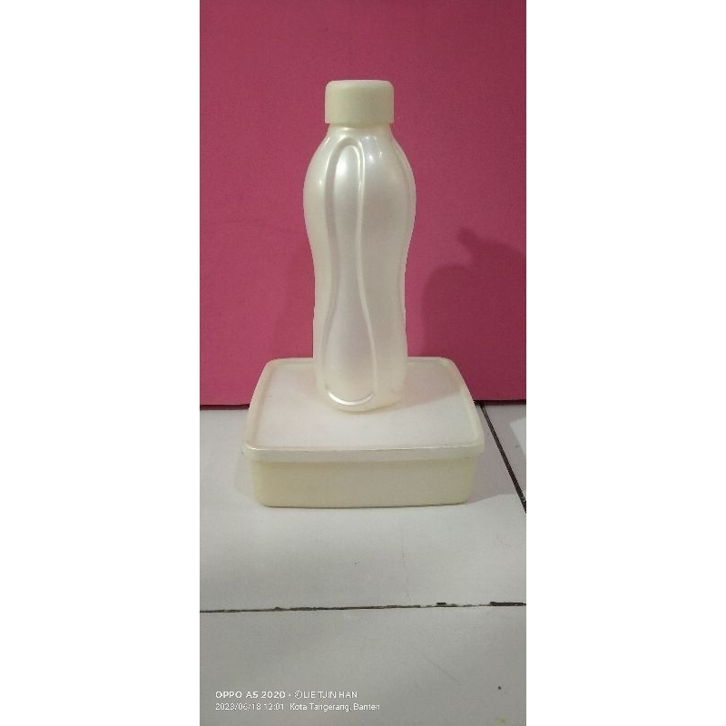 Jual PAKET ORANGE LARGE SQUARE AWAY + ECO BOTOL 500ML TUPPERWARE SECOND ...