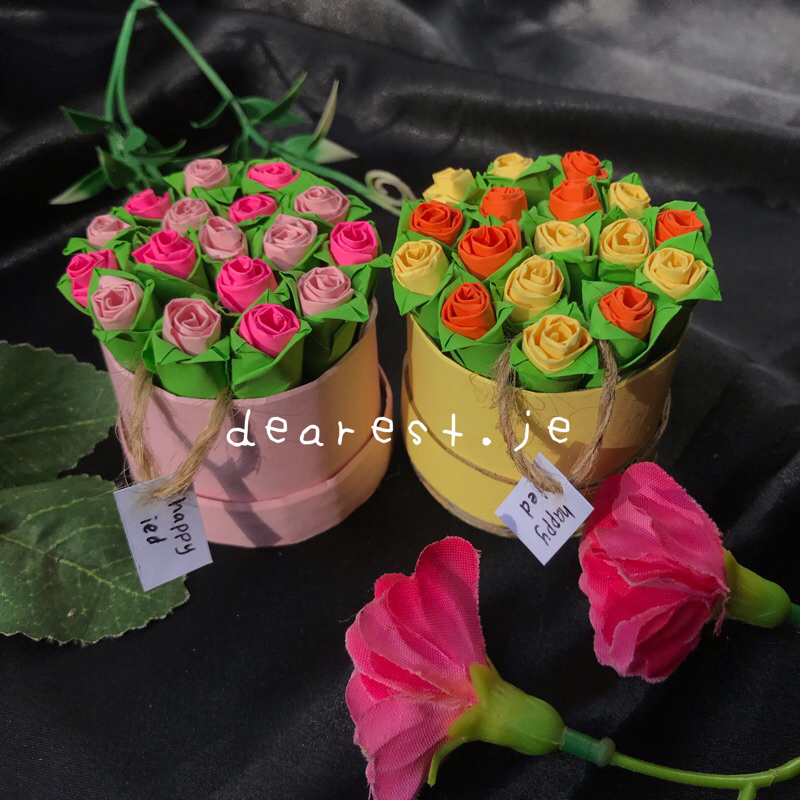 Jual BUKET BUNGA ORIGAMI //POT MAWAR MINI BISA CUSTOM TEXT// | Shopee ...