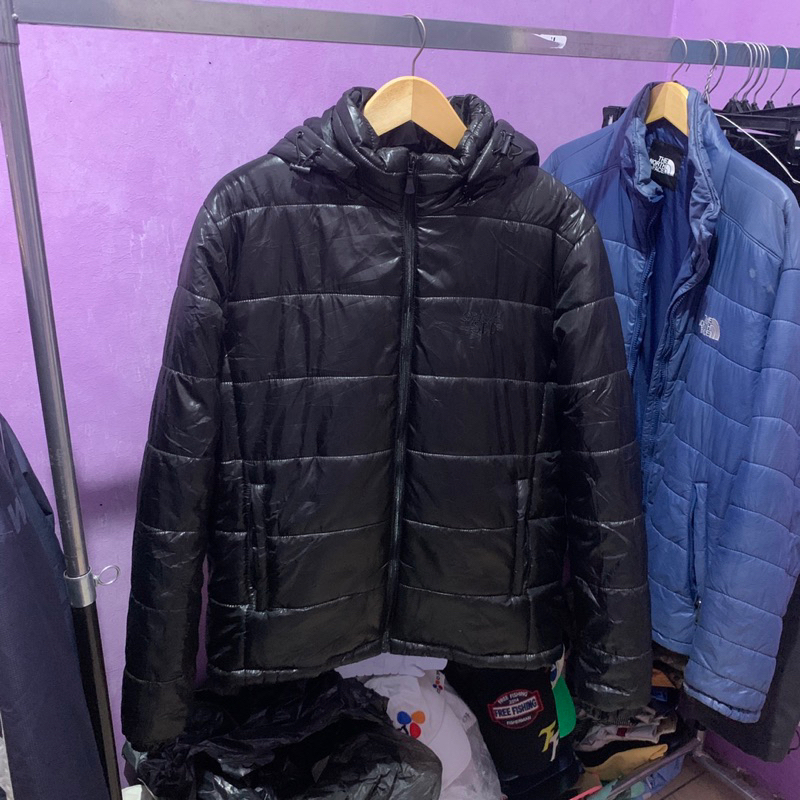 Jual GET USED PUFFER JACKET BLACK GLOSSY | Shopee Indonesia