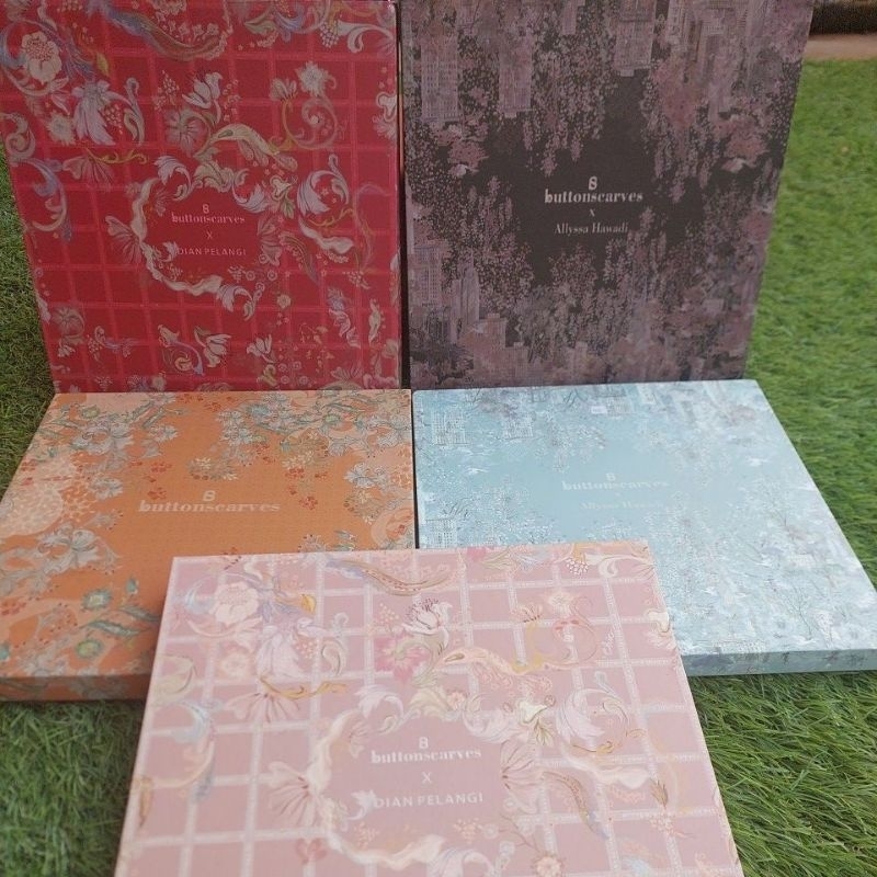 Jual BOX/KOTAK BUTTONSCARVES (MOTIF) | Shopee Indonesia