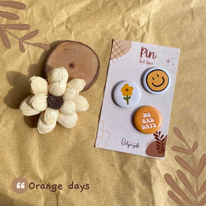 Jual KAENBE ID - Pin Bross Tas Set | Pin Bross Aesthetic 3set | Pin ...