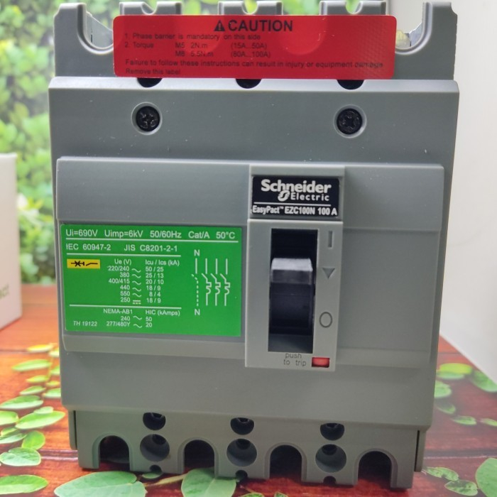 Jual MCCB Breaker Schneider EZC100N 4P 100A EZC100N4100 | Shopee Indonesia