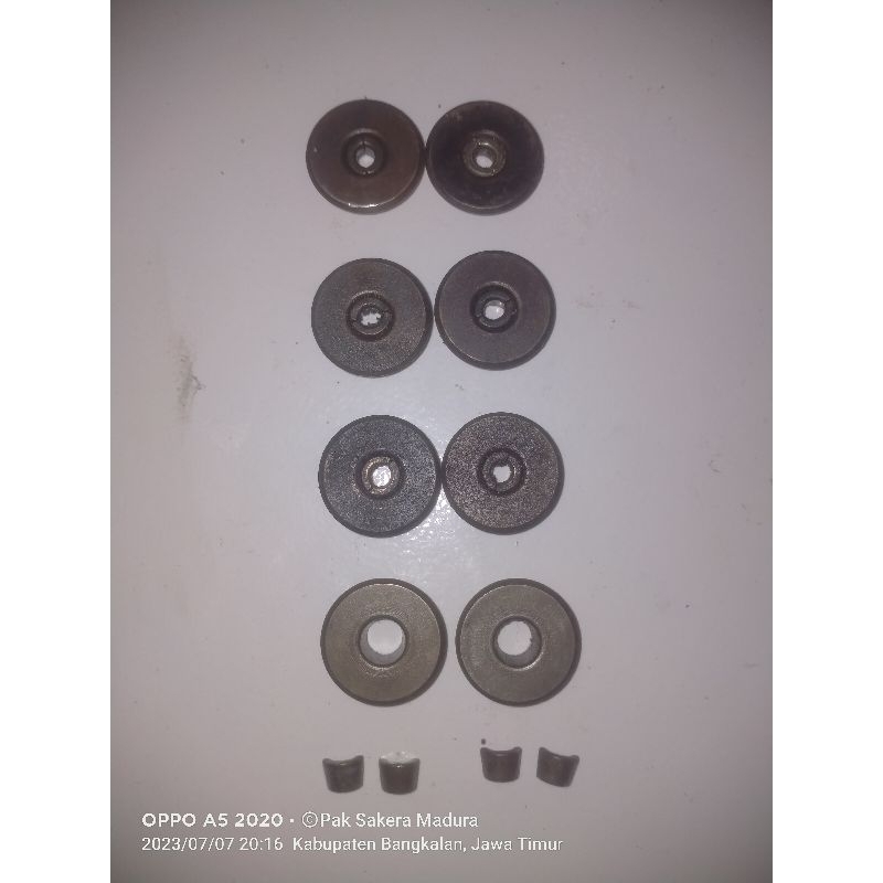 Jual Kancing klep mio, Topi kuku klep Mio 5TL original copotan 2PCS ... Jual Kancing klep mio, Topi kuku klep Mio 5TL original copotan 2PCS ...