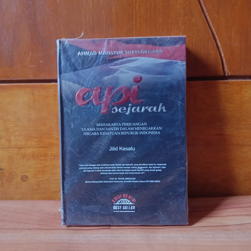 Jual BUKU ORIGINAL API SEJARAH - JILID KESATU - MAHAKARYA PERJUANGAN ...