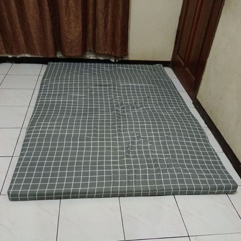 Jual KASUR LIPAT 120X180 BUSA KENYAL TEBAL 5 CM MOTIF RANDOM | Shopee ...