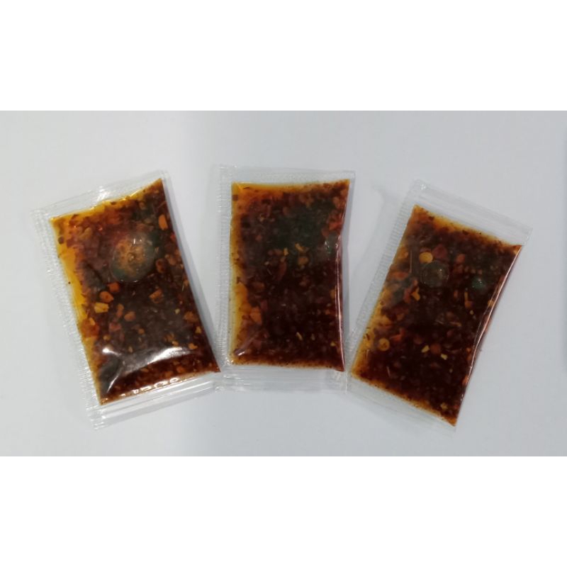 Jual Chili Oil / Minyak Cabai 7 gram (Isi 20 Sachet) | Shopee Indonesia