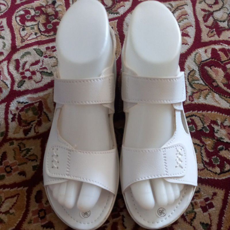 Jual Sepatu Sandal Wanita Untuk Haji dan Umroh | Shopee Indonesia