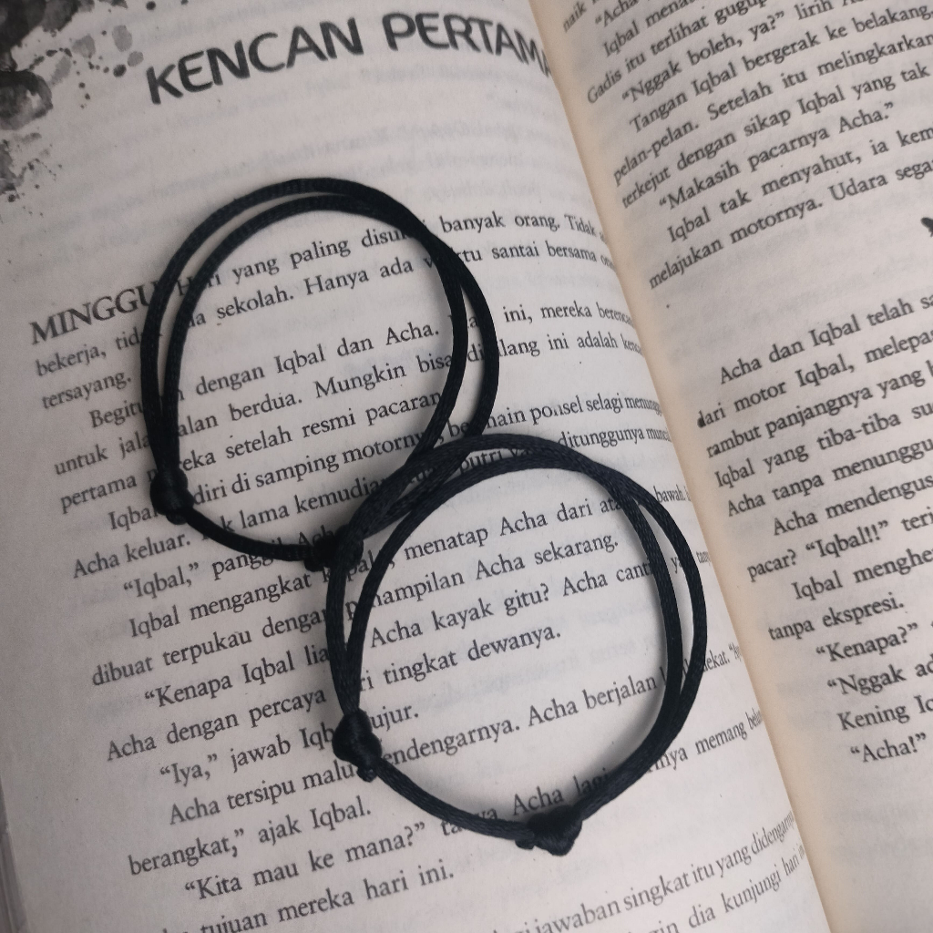 Jual GELANG HITAM POLOS/ GELANG COUPLE / GELANG POLOS/ SLIDING KNOT ...