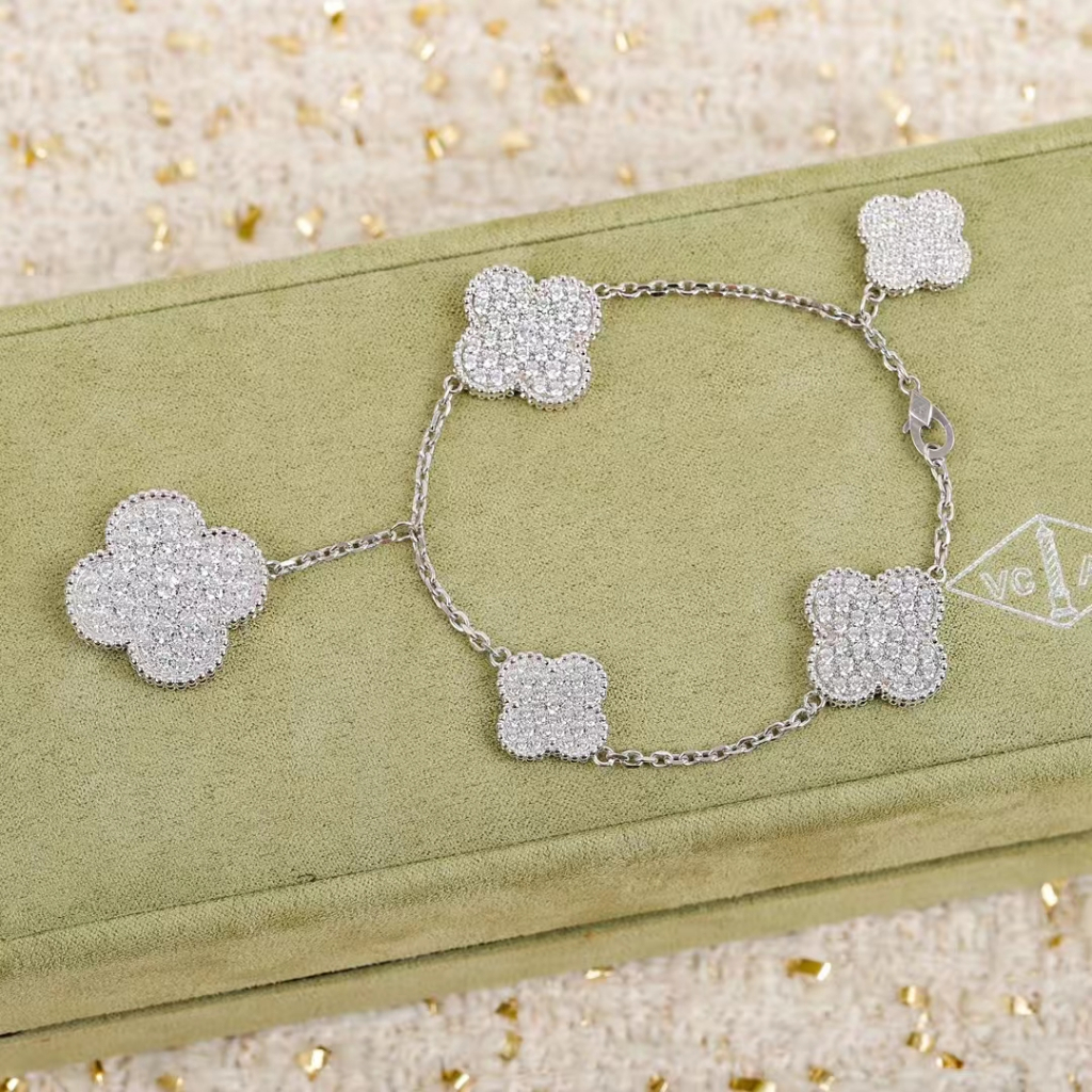 Jual Van Cleef&Arpels vca full bore Four-leaf clover bracelet | Shopee ...