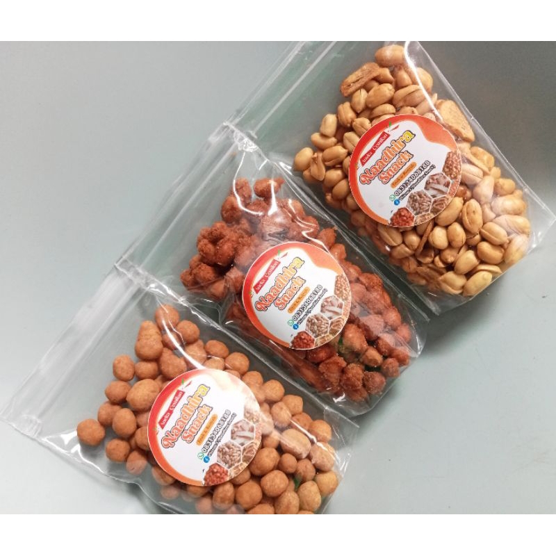 Jual cemilan kacang UK 100 gram | Shopee Indonesia