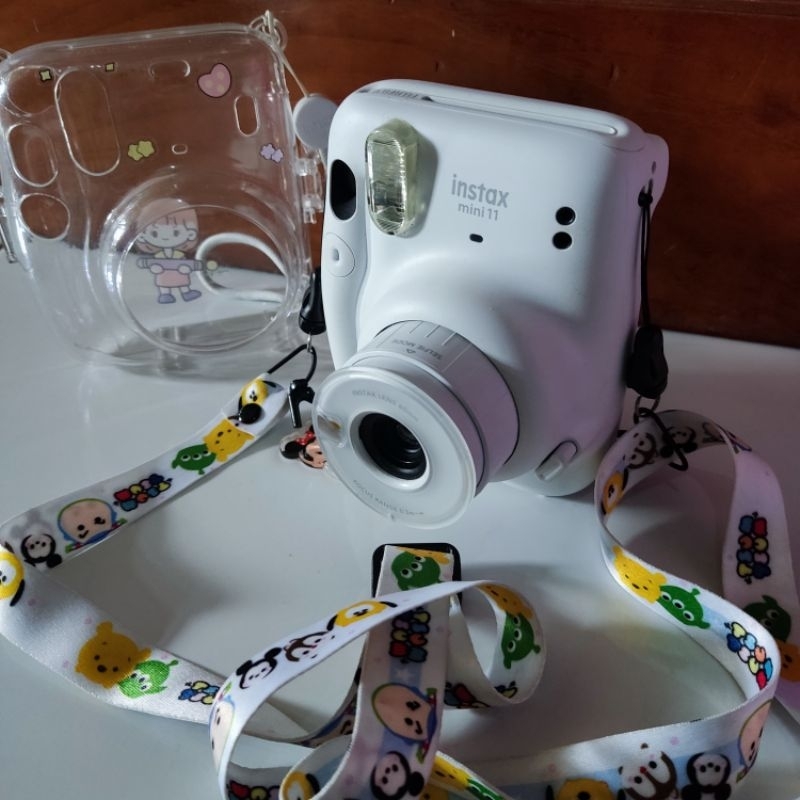 Jual Fujifilm Instax mini 11 white second, free paper instax | Shopee ...