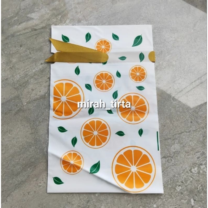Jual 10 Lembar Plastik goodie bag .plastik permen serut. kantong permen ... Jual 10 Lembar Plastik goodie bag .plastik permen serut. kantong permen ...