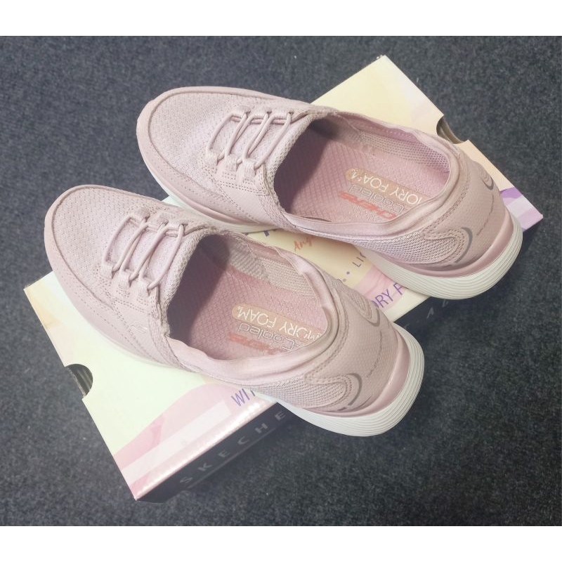 Jual Sepatu Skechers original (preloved) | Shopee Indonesia