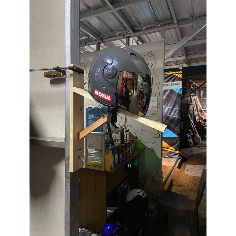 Jual rak helm dari kayu gantungan helm helmet rack helm | Shopee Indonesia