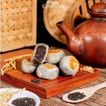 Jual Bakpia Kencana Oven Rasa Kumbu Hitam isi 20 Tanpa Vacum Oleh Oleh ...