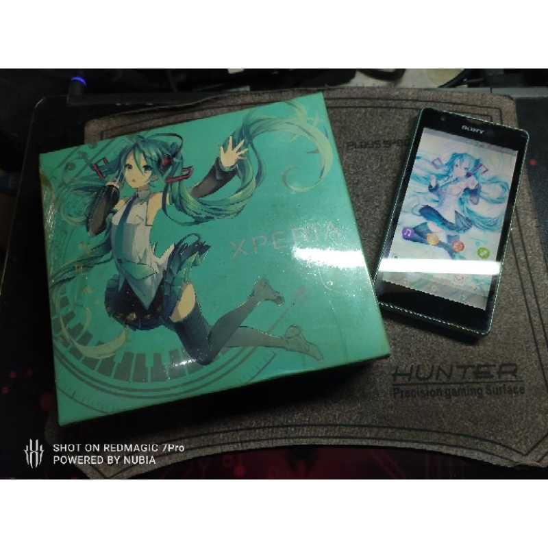 Jual SONY XPERIA FEAT HATSUNE MIKU LIMITED EDITION (RARE!) | Shopee ...