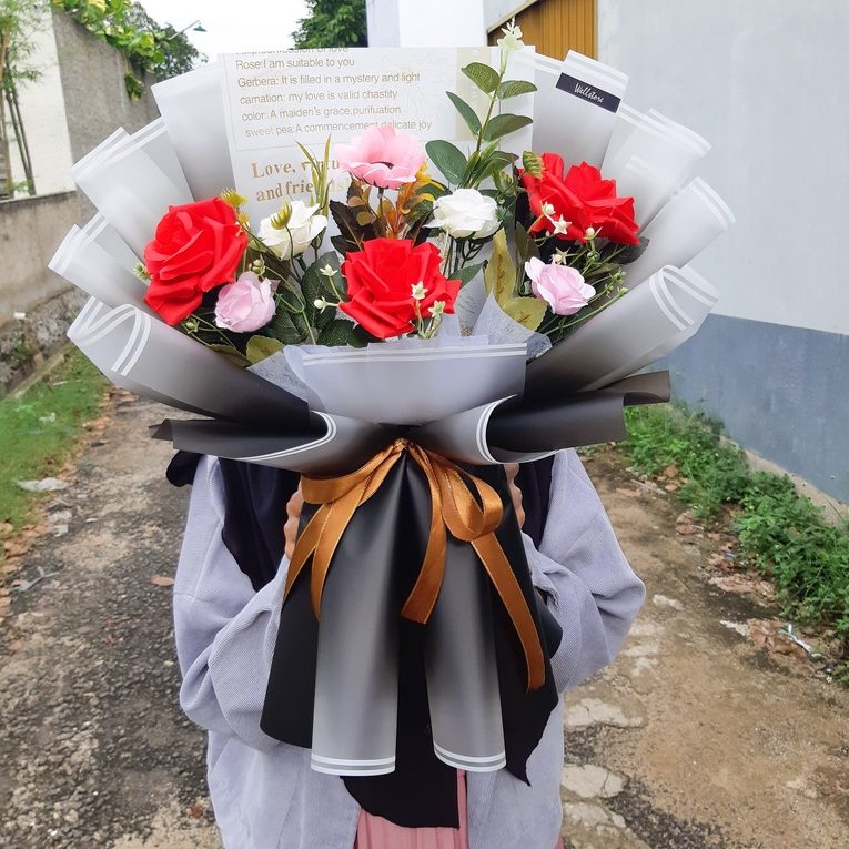 Jual Buket Bunga Ukuran Medium 40cm | Shopee Indonesia