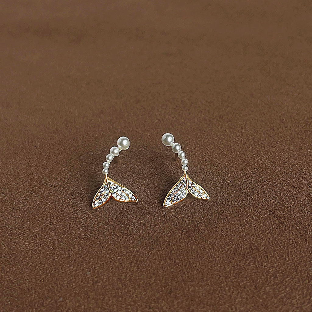 Jual EMLYS.studio - MILRED EARING - ANTING MERMAID Simple Elegant Mewah ...