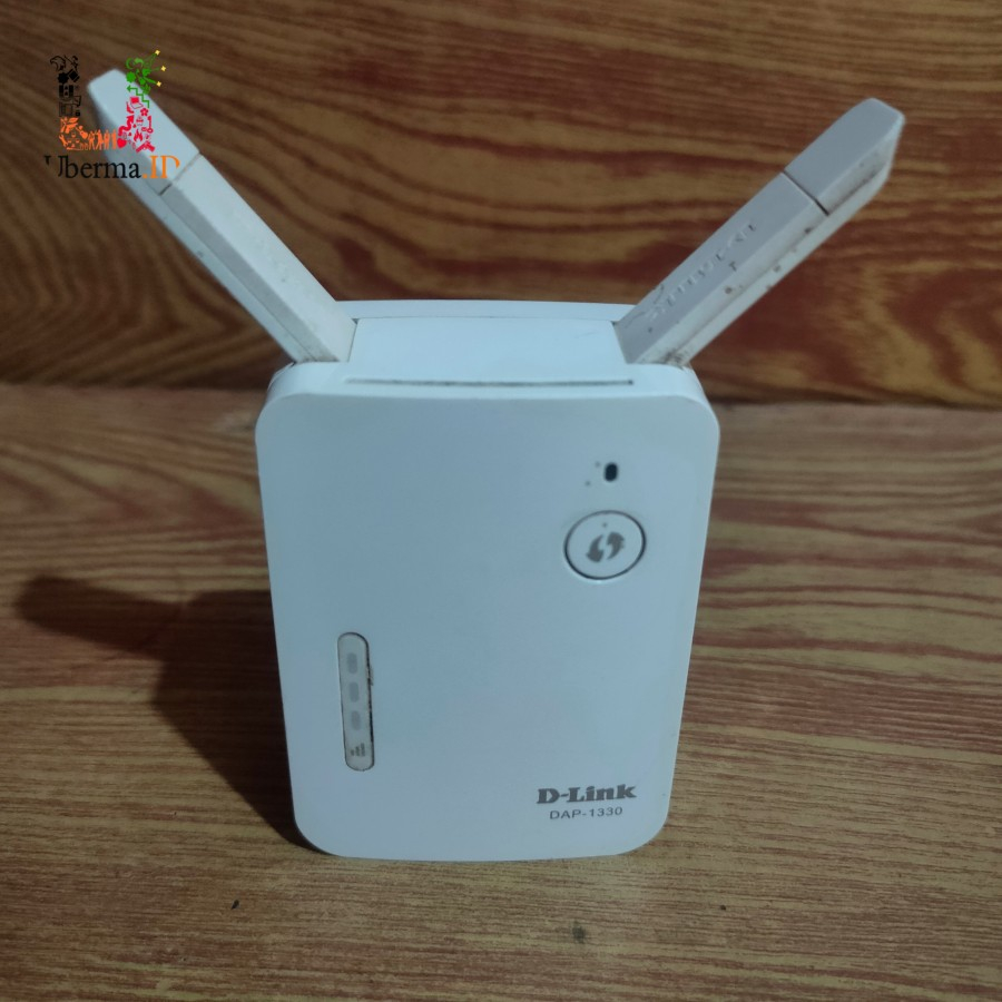 Jual D-Link DAP-1330 N300 Wi-Fi Range Extender Dlink Repeater | Shopee ...