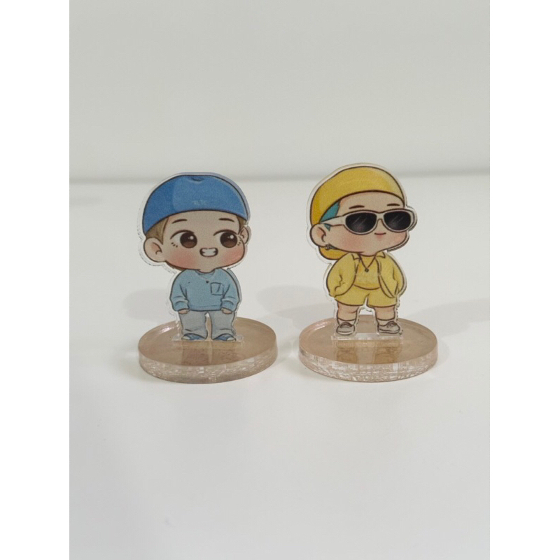 Jual Standee Acrylic K-POP Custom 3mm | Shopee Indonesia