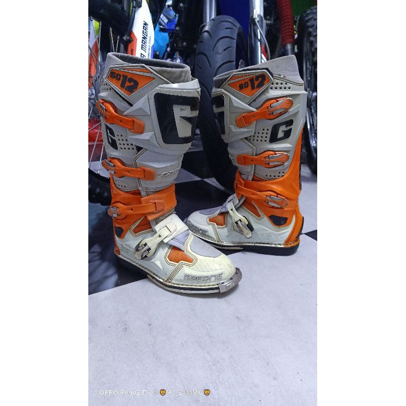 Jual sepatu cross Gaerne SG12 putih/sepatu trail gaerne SG12 | Shopee ...