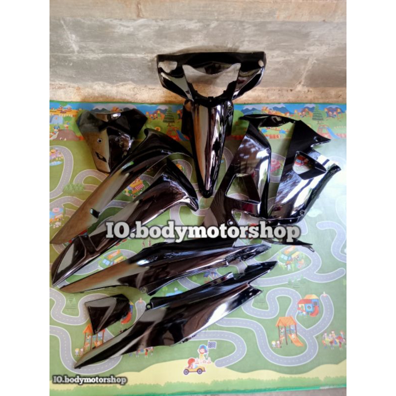 Jual cover body fullset Honda Supra fit new hitam plus stiker full ...