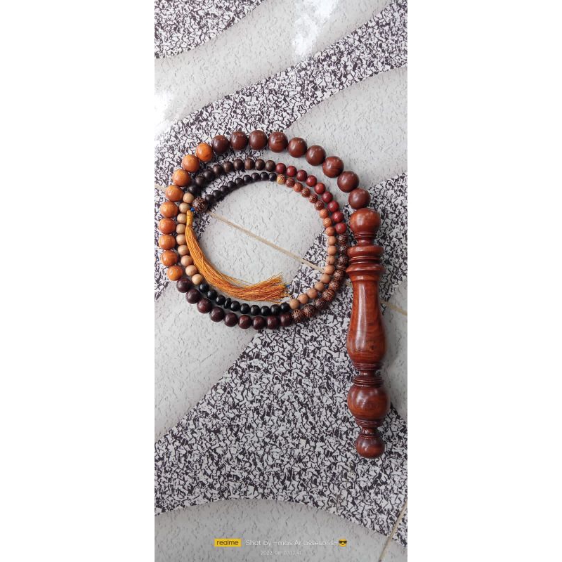Jual cambuk/cemeti amarasuli 11 macam kayu sepuh nusantara | Shopee ...